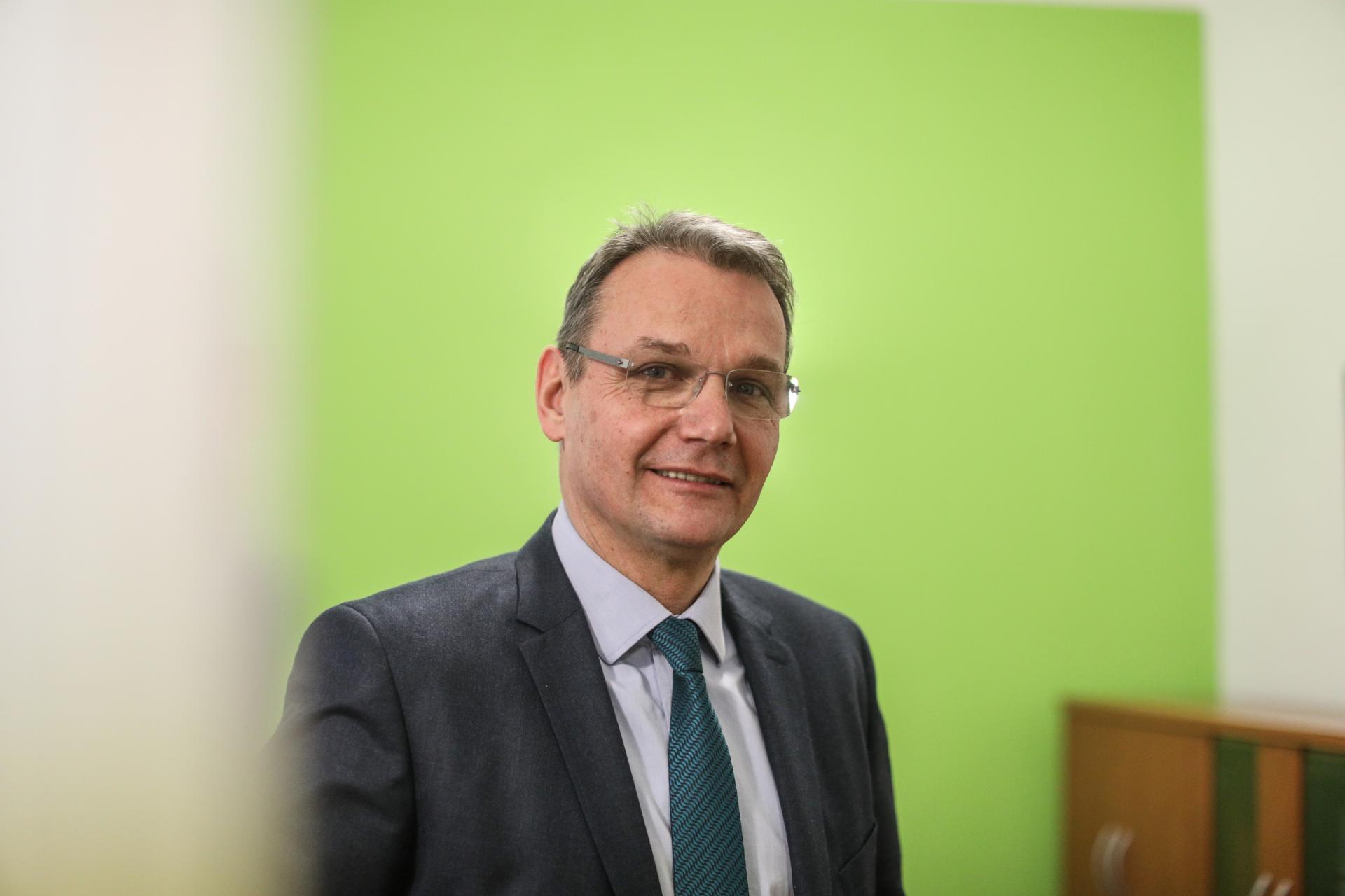 Marjan Podobnik se že vidi na vrhu kmetijsko-gozdarske zbornice