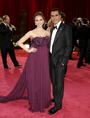 Jessica Alba rodila hčerko