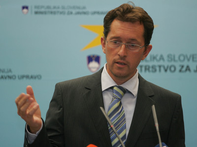 Za Viranta pester in dinamičen mandat