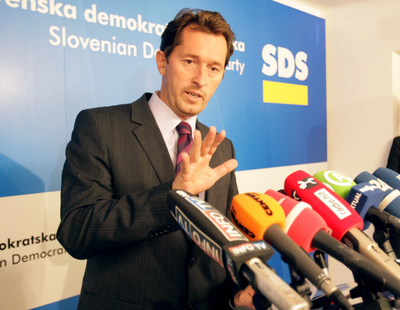 Pahor ne pozna bistva plačne reforme