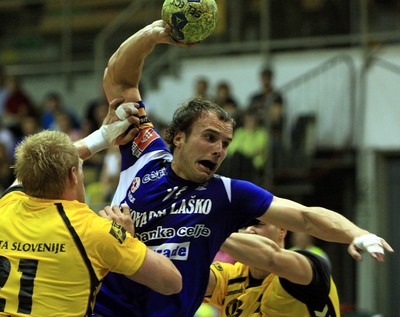 Celjani spet prvi favoriti