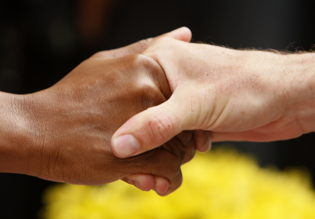 Stisk roke kaže življenjsko dobo