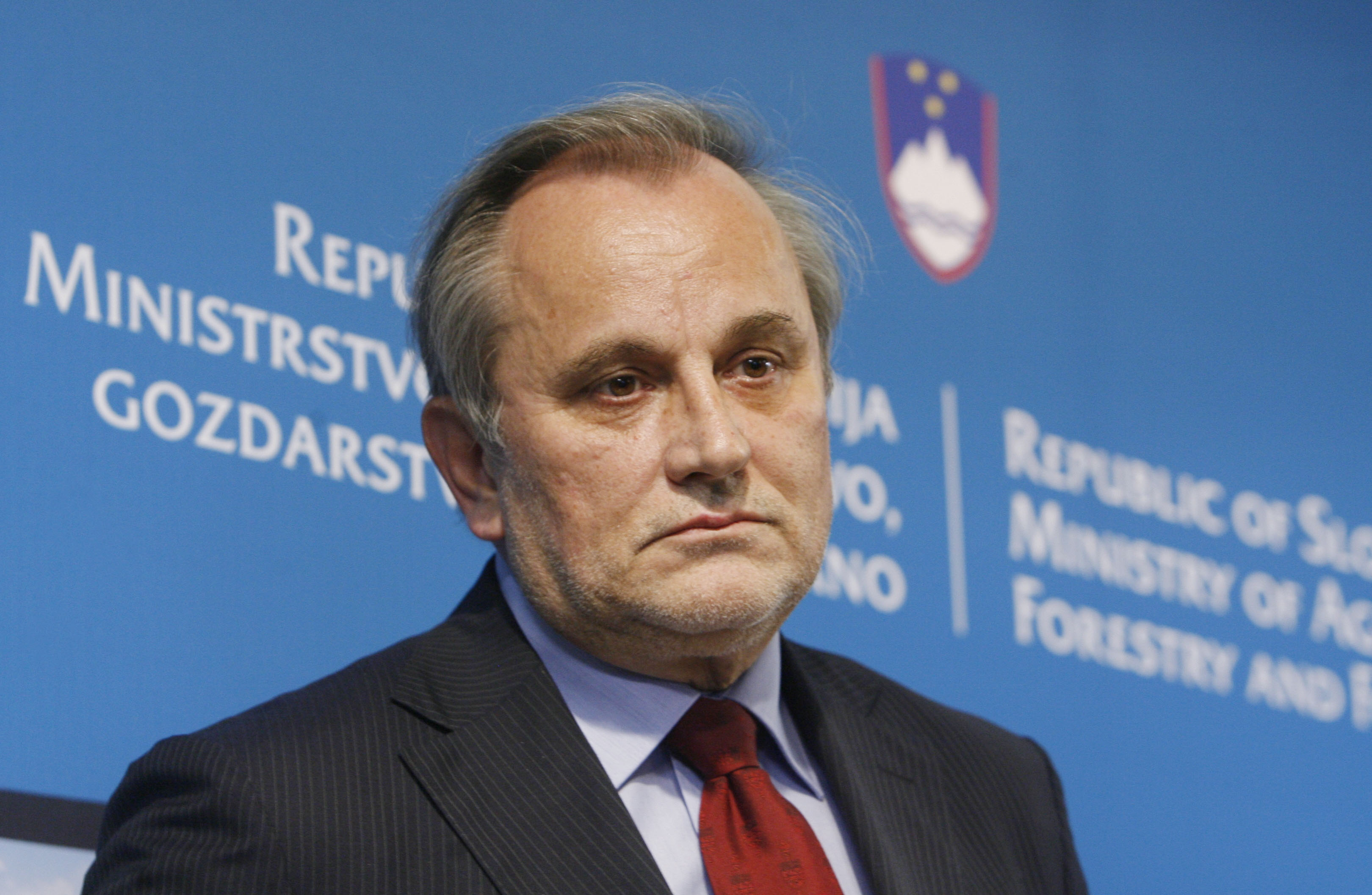 Pogačnik: Odgovor na interpelacijo v četrtek na seji vlade