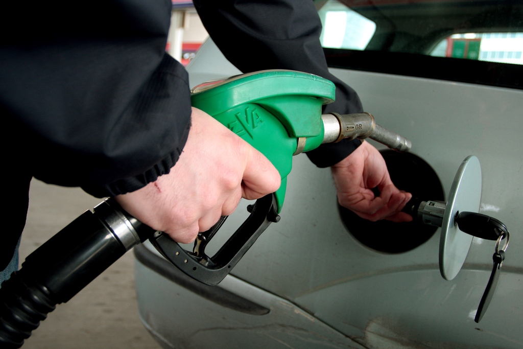 Bencin bo nekoliko dražji