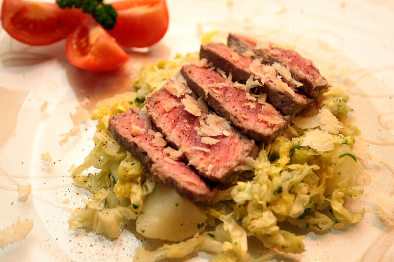 Zupanovi se predstavijo