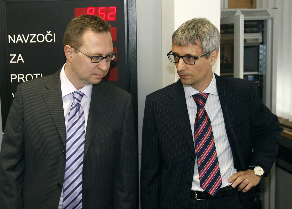 Guzej vložil tožbo, programski svet začuden