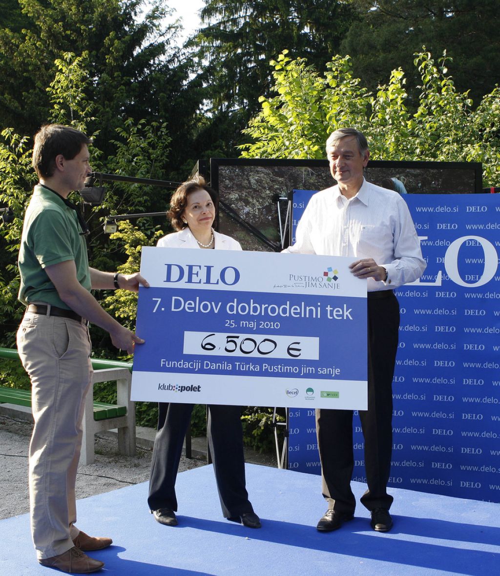 Več kot 700 tekačev se je potilo v dobrodelne namene