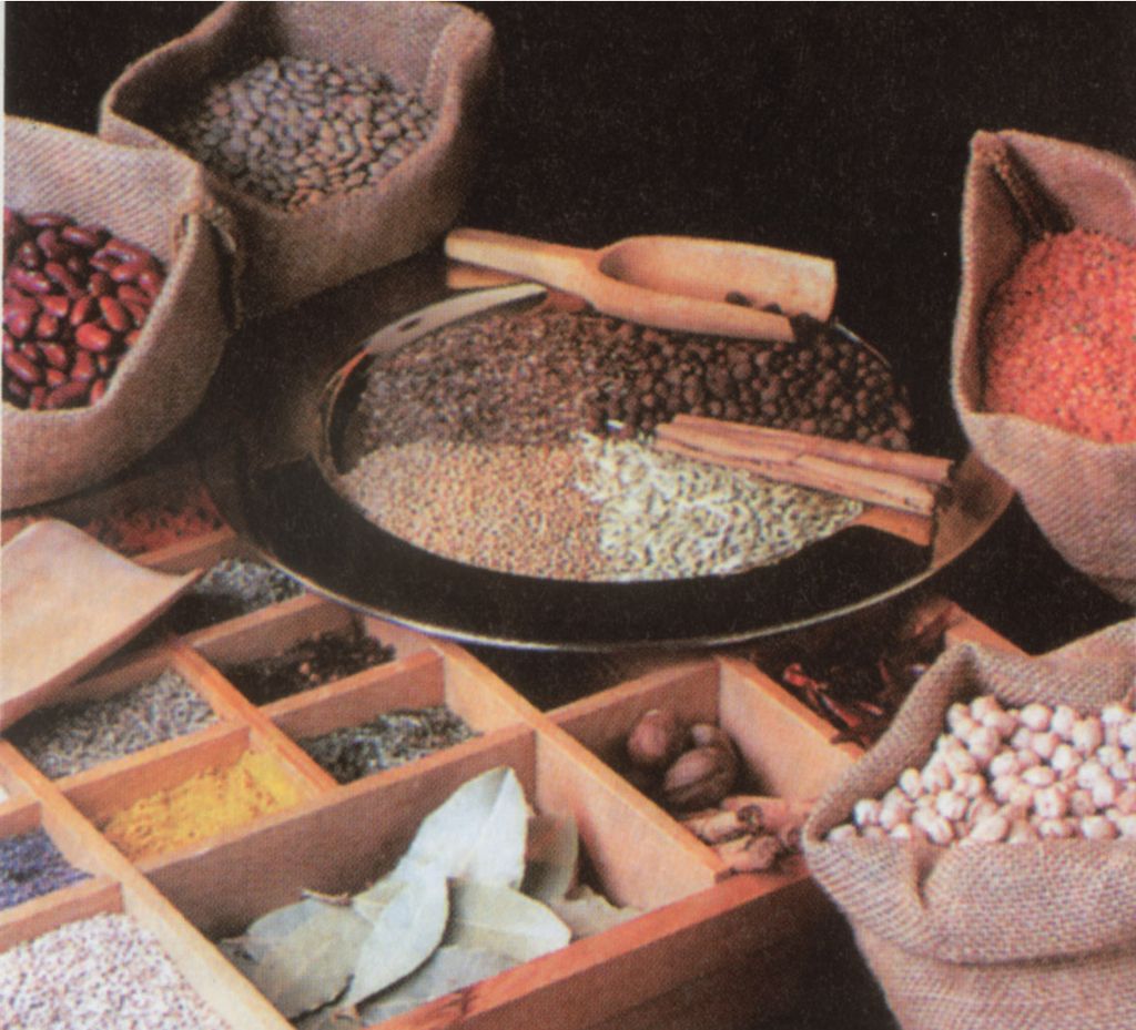 Iz prodaje umaknili 100-gramski črni mleti poper šafram