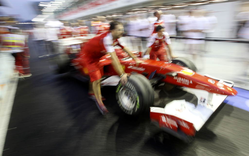 Rupert Murdoch se skupaj z italijansko družbo Exor zanima za nakup F1