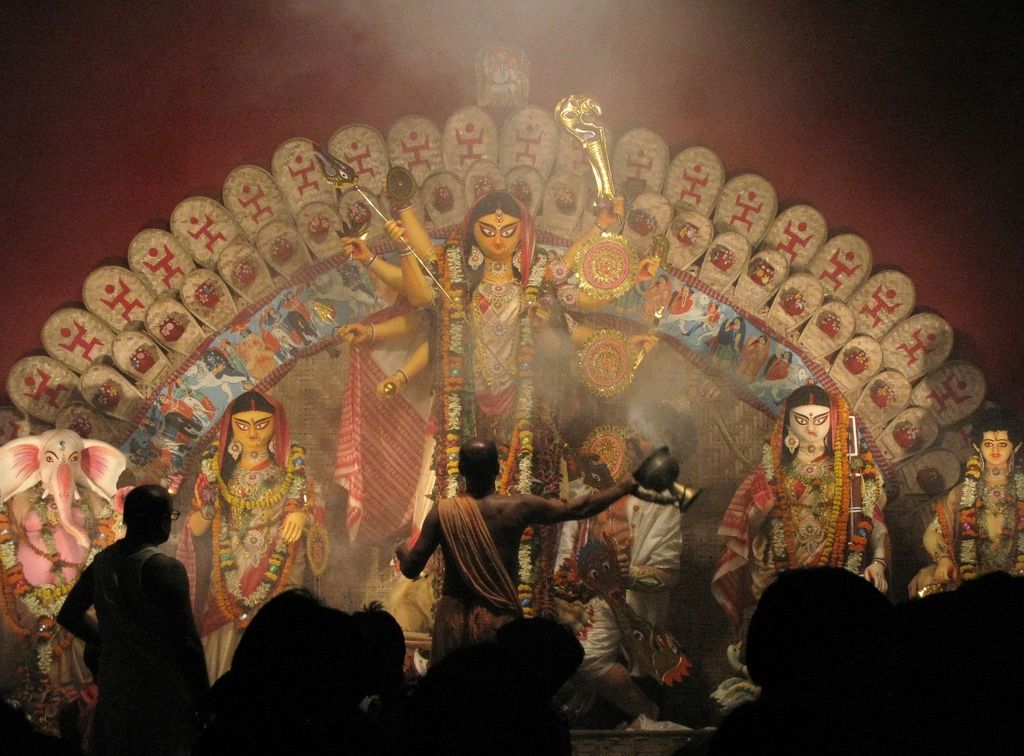 V stampedu v Indiji najmanj deset mrtvih