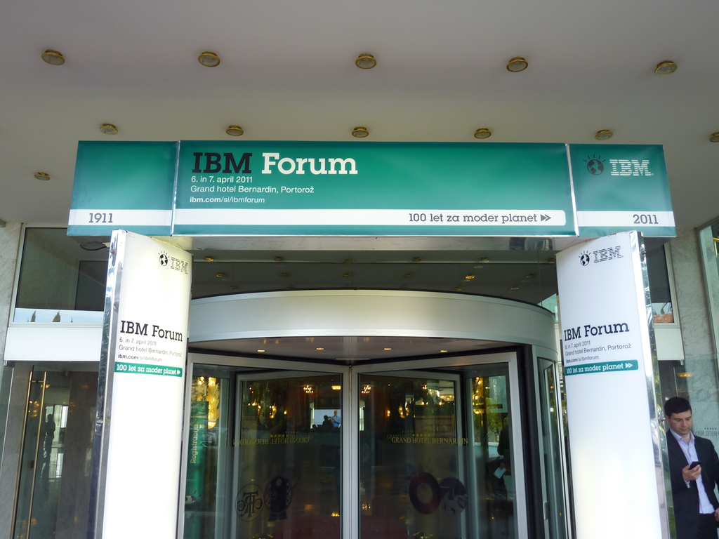 IBM forum: Nove informacijske tehnologije in njihova uporaba v poslu