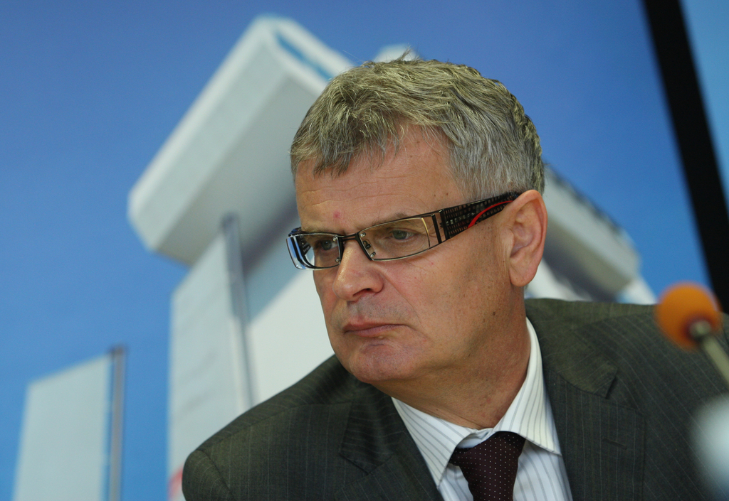 Po Kovačiču o težavah NKBM še Toplek