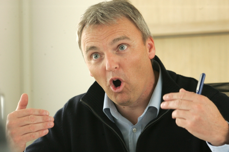 Apek išče novega Simoniča