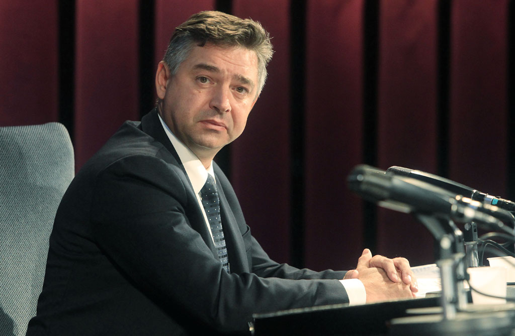 Član uprave AUKN Marko Golob za prodajo Petrola