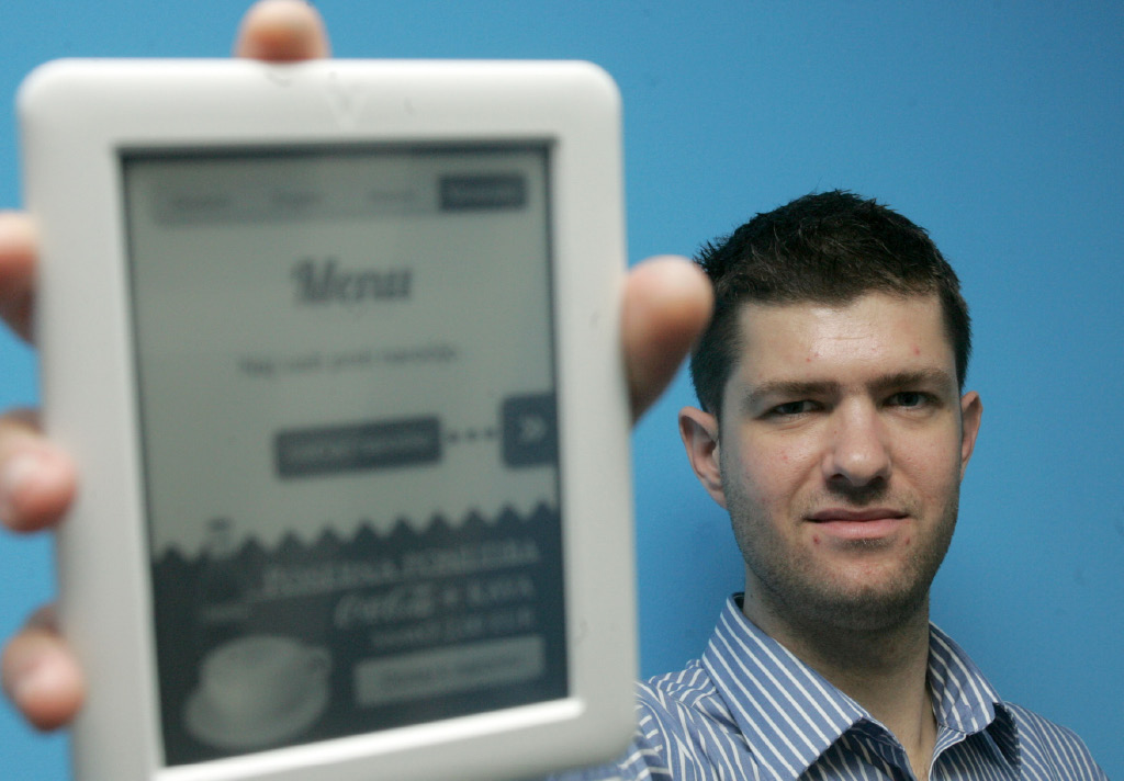 Ime dneva: Rok Zalar z dlančnikom Vtablet