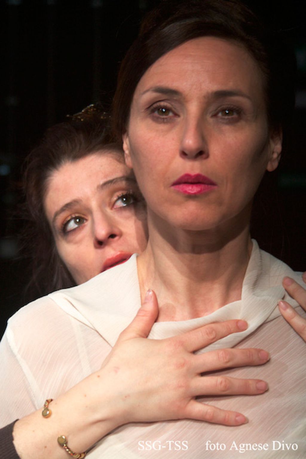 Ocena predstave Saj razumete: govori Ona, pomnožena