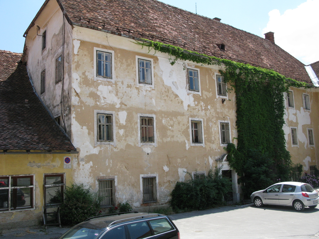 Preddvorčani sredi kraja nočejo več imeti državne podrtije