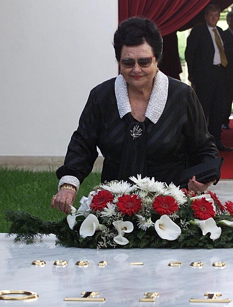 Jovanka Broz: Stane Dolanc je bil nacistični agent