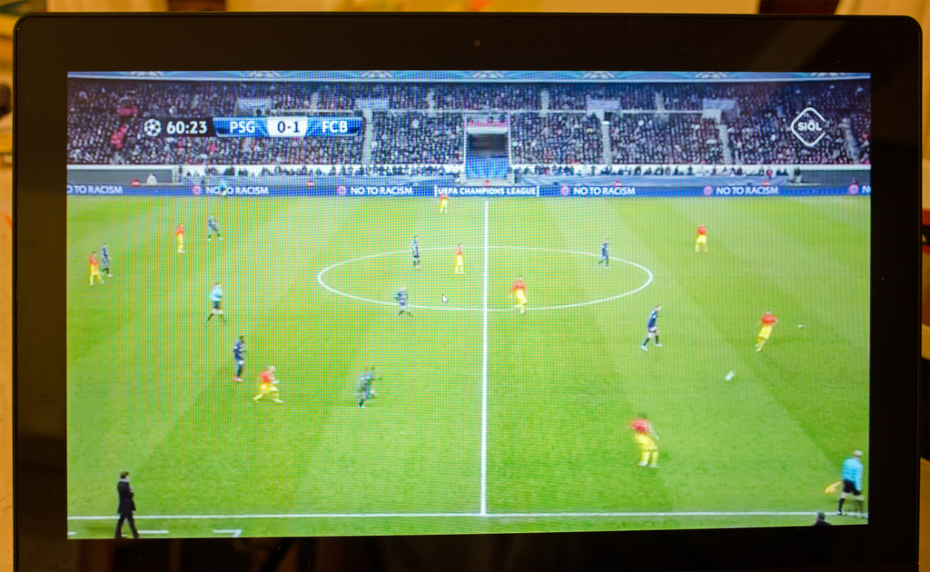 Planet TV, SiOL, UEFA: gledajo, ne gledajo