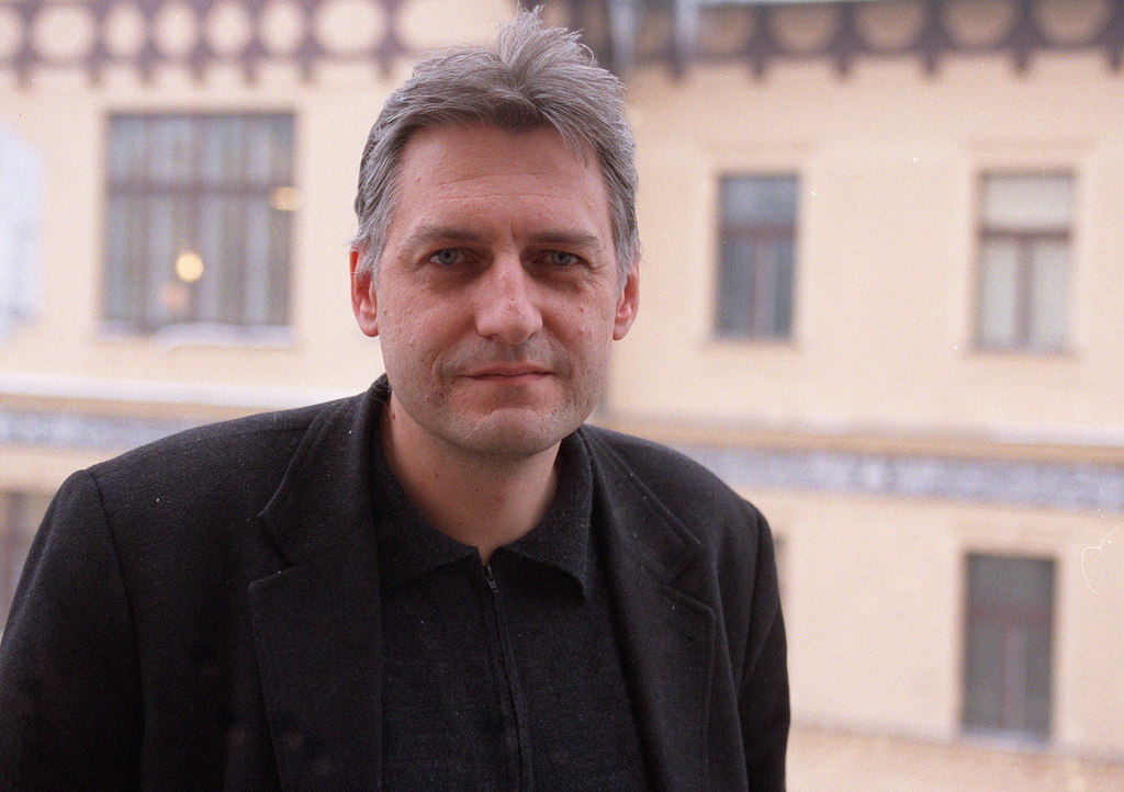 Zapuščina Igorja Zabela: Eseji kot poskusi razumevanja