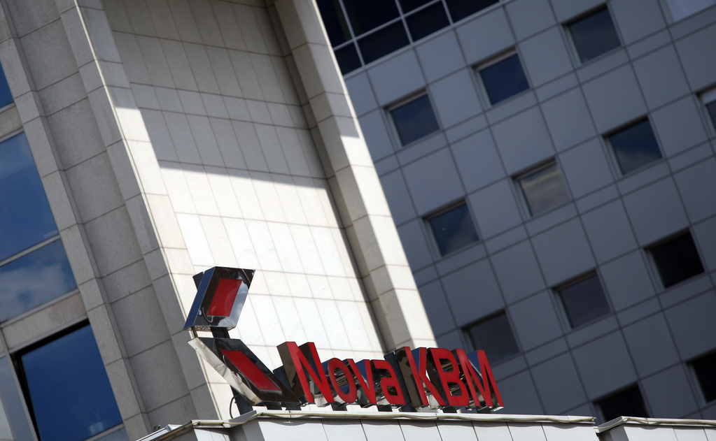 Kader cerkvenih Zvonov v upravo NKBM