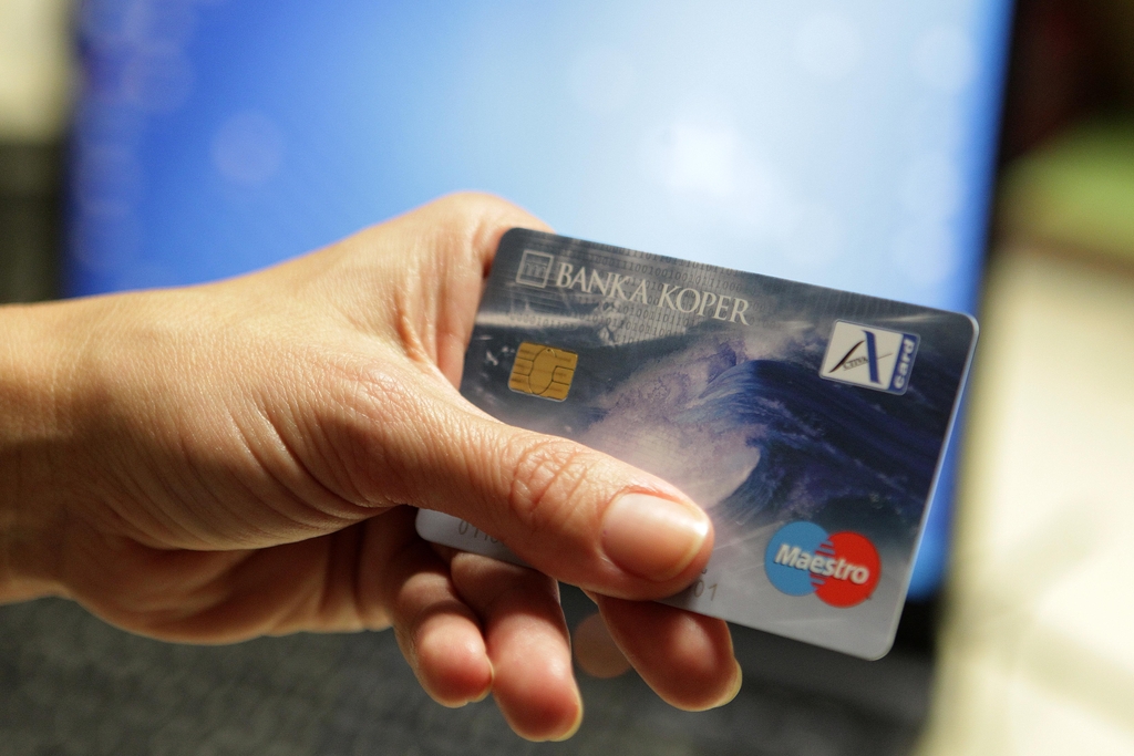 Banka Koper ponuja za deset milijonov posojil