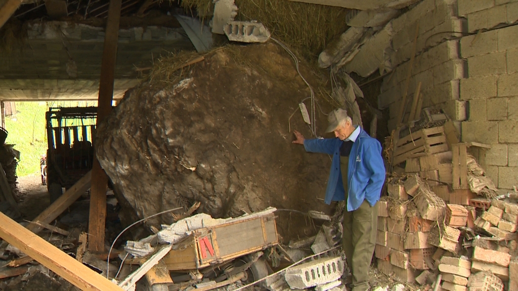 20-tonska skala se je ustavila pri Grbčevih