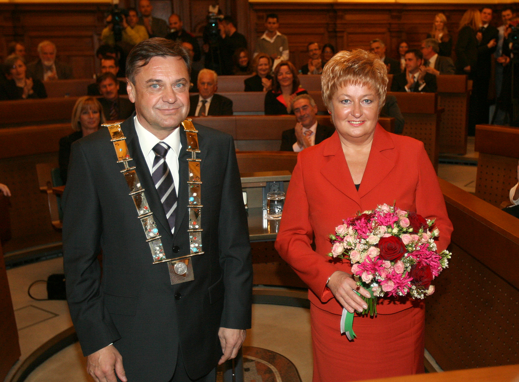 Danica Simšič na zatožni klopi