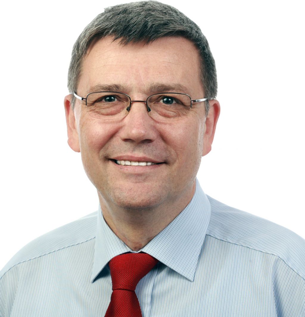 Za direktorja izbran edini kandidat brez izkušenj