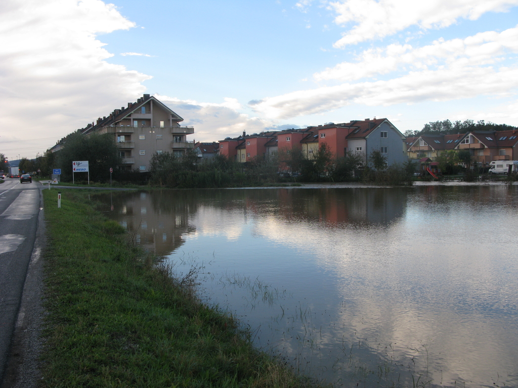 Slovenija pod vodo