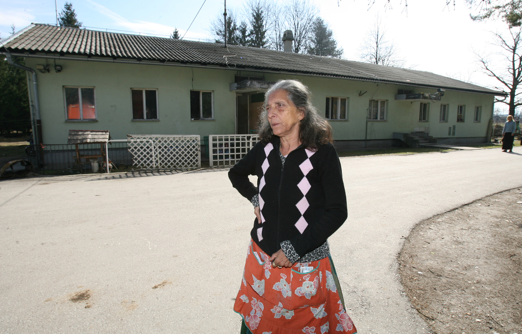 Umrla je Elka Strojan