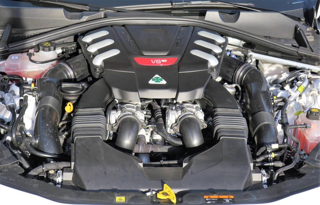 Preizkusili smo: Alfa romeo giulia 2.9 V6 bi-turbo quadrifoglio