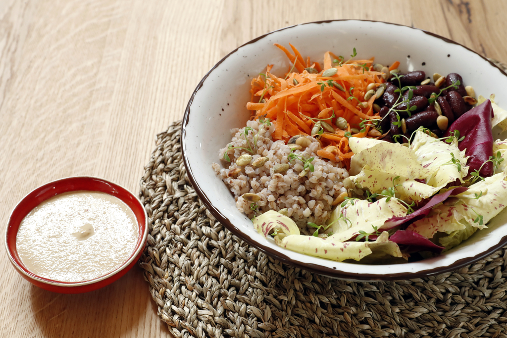 Odprta kuhinja: Na skledi pri Ayatani