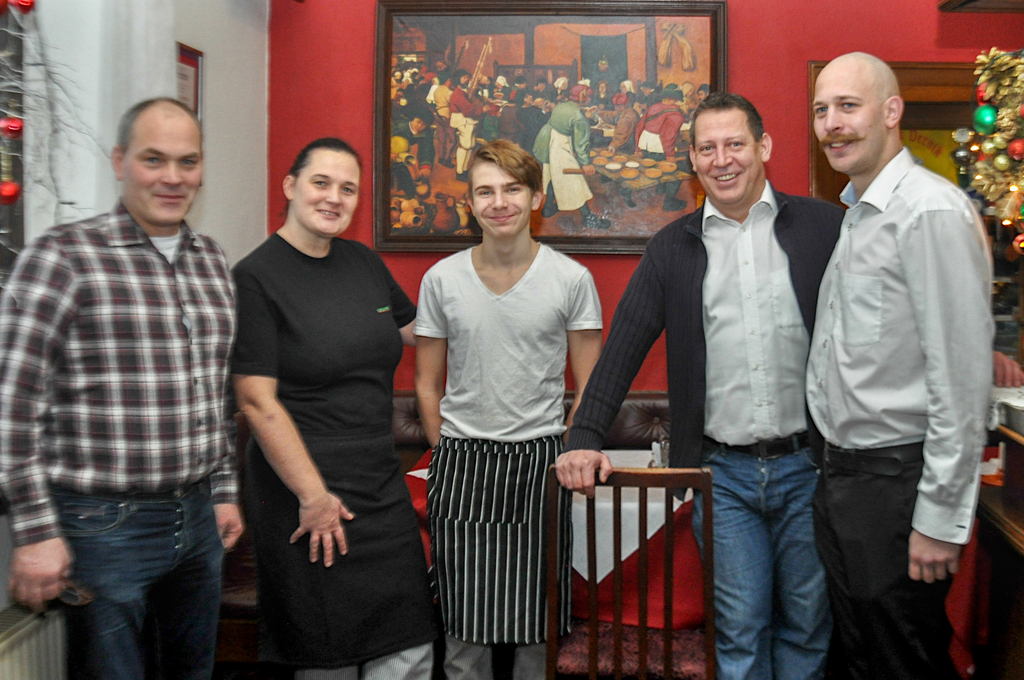 Nedelo izbira: Gostilna Vernik, Bezena