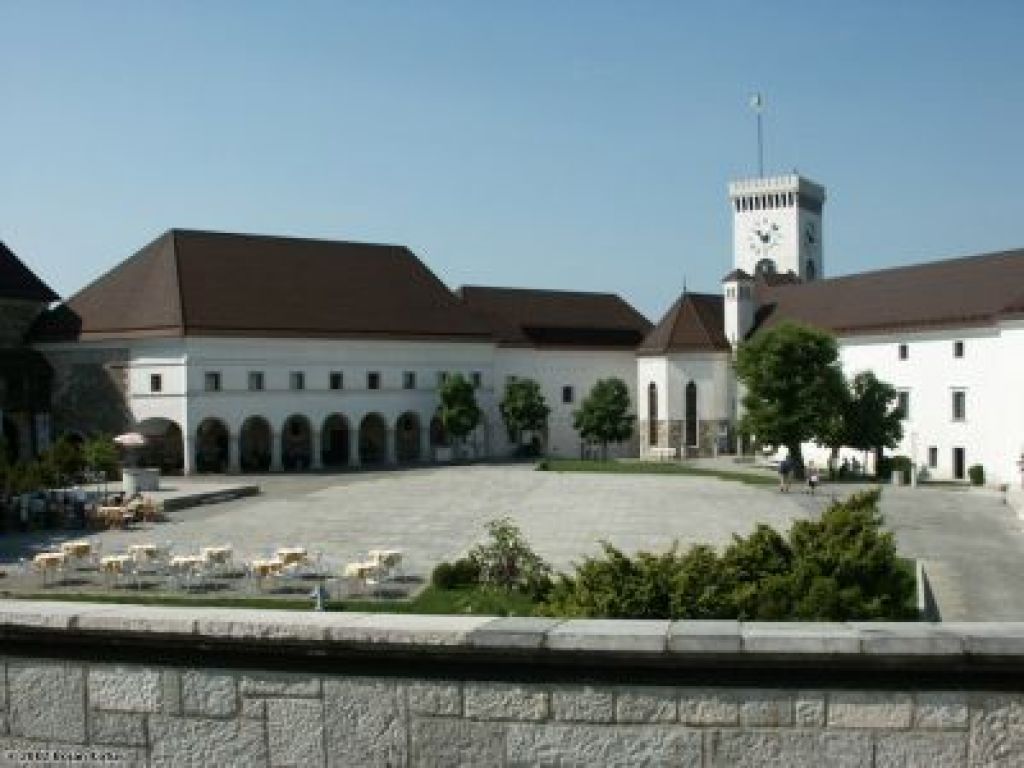 Čez eno leto na Gradu muzej zgodovine Slovencev?