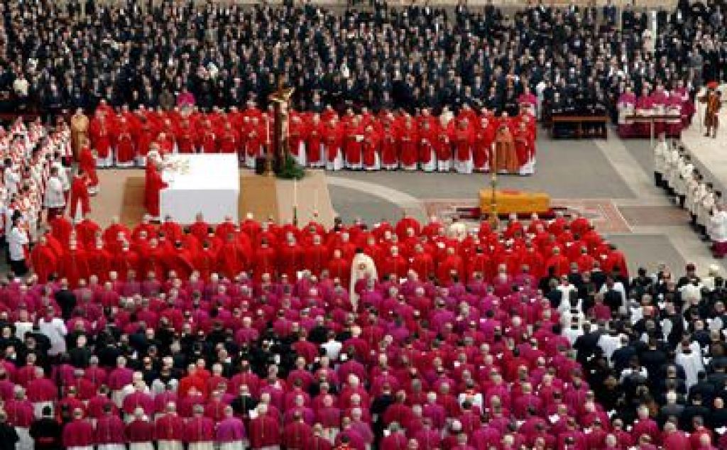 Skrivnosti konklava bodo na varnem