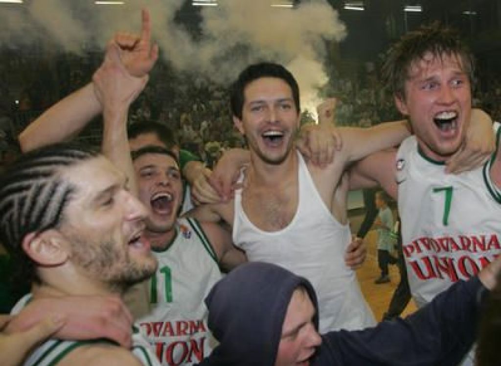 Partner bo tudi po podpisu ostal neviden