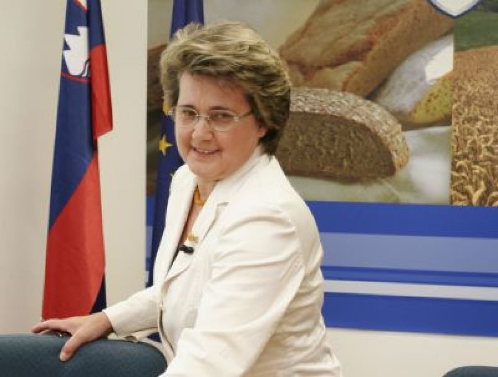 Lukačičeva še ne bo ukrepala