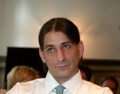 Tožilec zahteva 40 let zapora za Silva Pluta