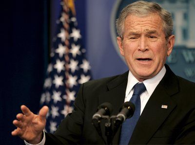 Bush prihaja v Slovenijo